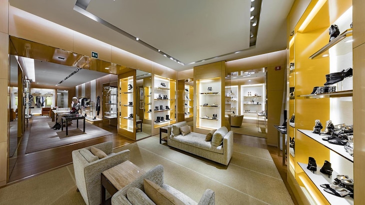 Louis Vuitton Milano Via Montenapoleone Store in Milano, Italy | LOUIS ...